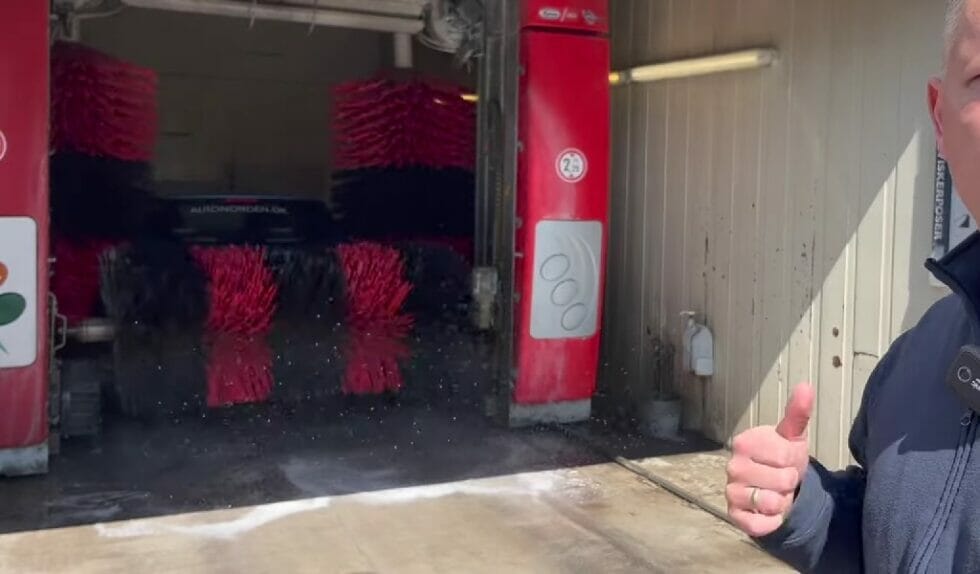 Den store guide til bilvask » Metoder og proces [GUIDE]